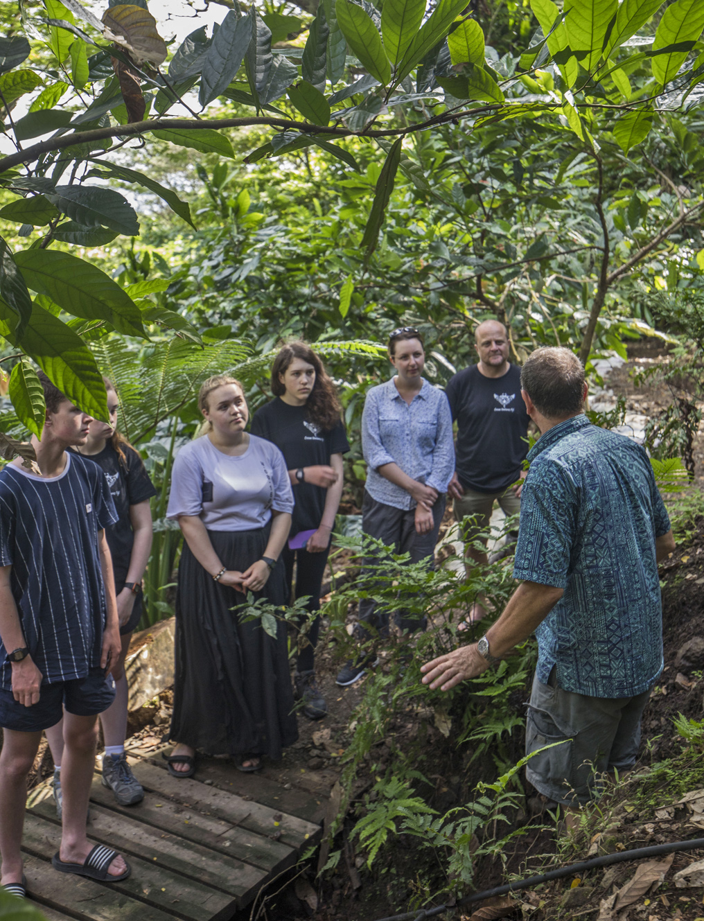 FIJI, ISOLE DEL PACIFICO: KOKOMANA COCOA E IL TOUR NELLA FABBRICA DI ...